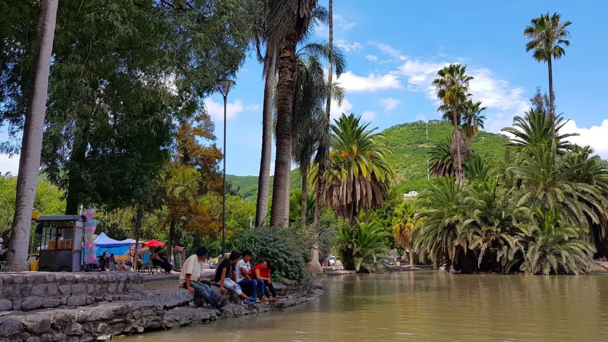 A fin de mes se lanzaría la licitación para concesionar el lago del ...
